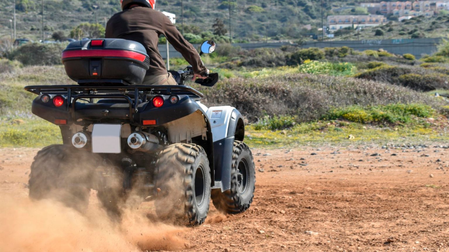 Les meilleurs accessoires pour quad : optimisez votre aventure tout ...
